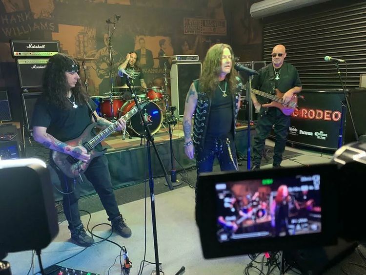 GUILHERME COSTA: lançado primeiro videoclipe do projeto Red Ravyn || MS ...