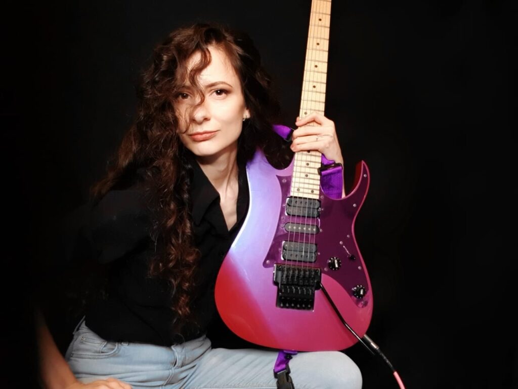 JANAINA MELO: guitarrista inglesa Barbara Teleki participará do álbum ...